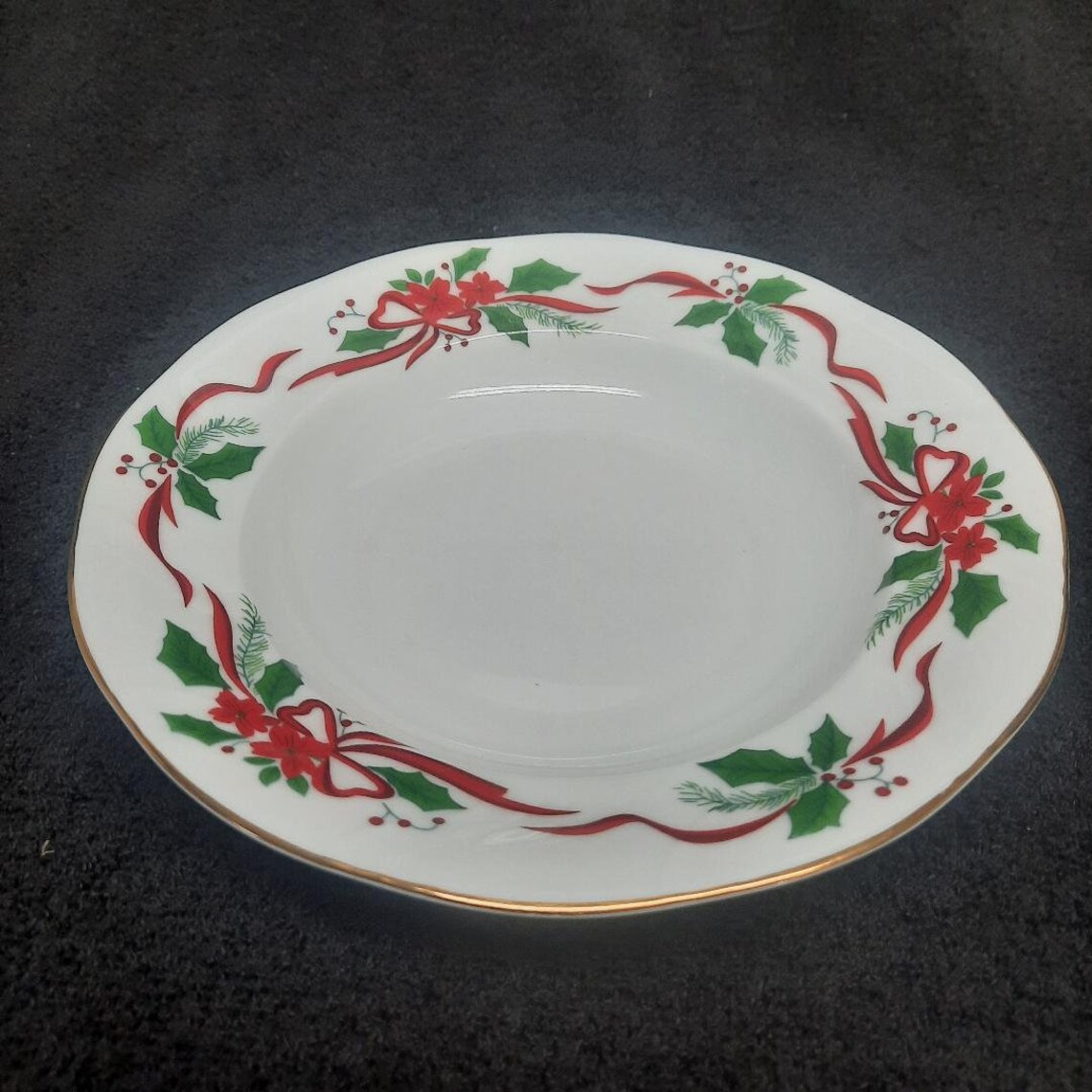 Southington Fine China by Baum Victorian Holiday Pattern Dinnerware ...