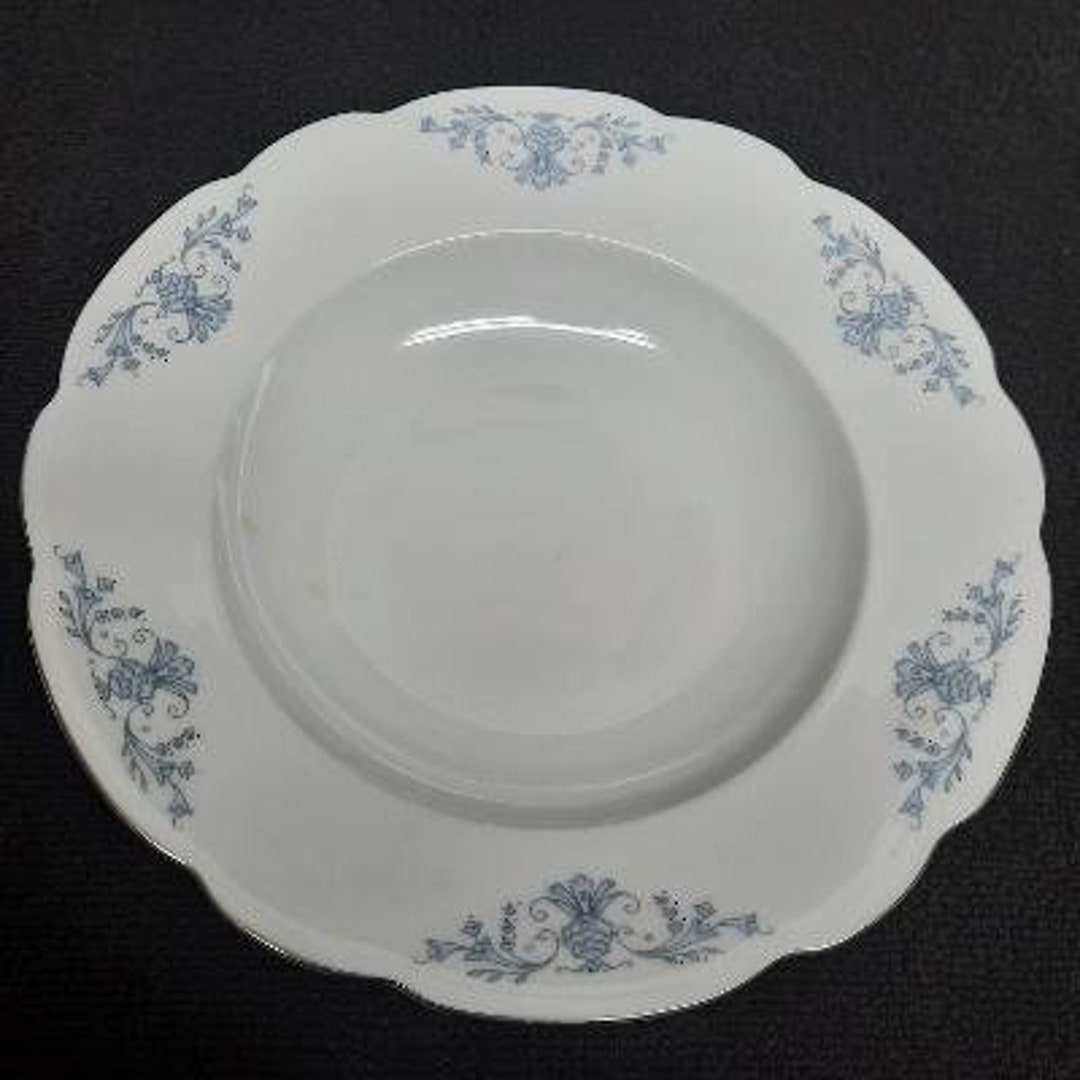 Cmielow Regency Pattern Choice Dinnerware Pieces Made in Poland Setting ...