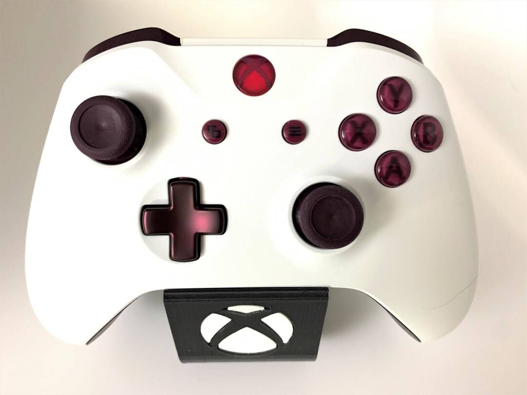 NLD CUSTOMZ Maroon and White and Phantom Magenta Edition 1708 Microsoft ...