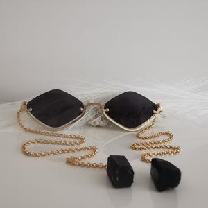 Templeless Glasses With Gold Chain and Natural Black Tourmaline ...