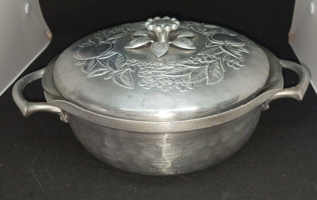 Forged Hammered Aluminum Everlast Metal Casserole Dish W/floral Lid ...