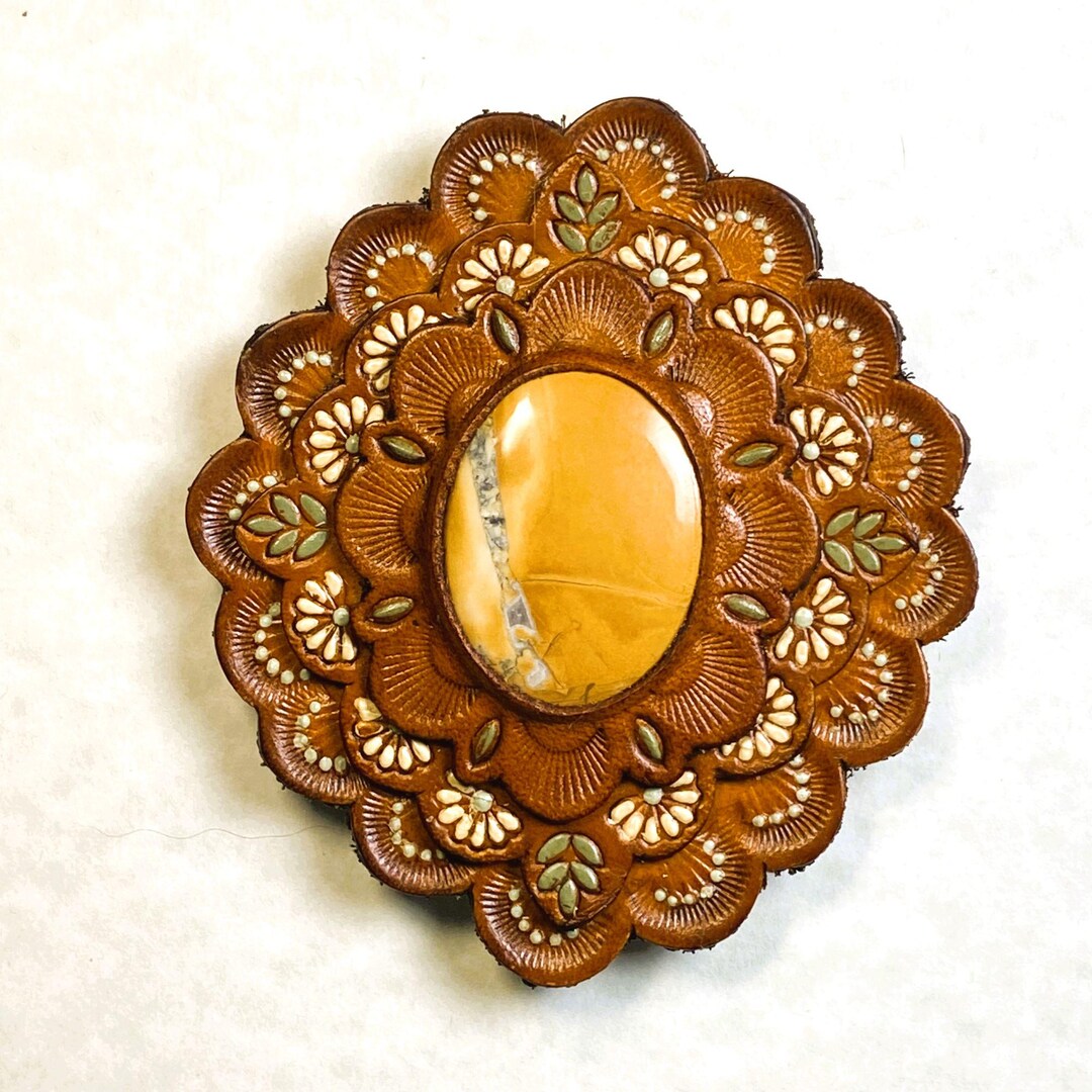 Unique Hand Tooled Antiqued Saddle Tan Leather Concho With Maligano ...