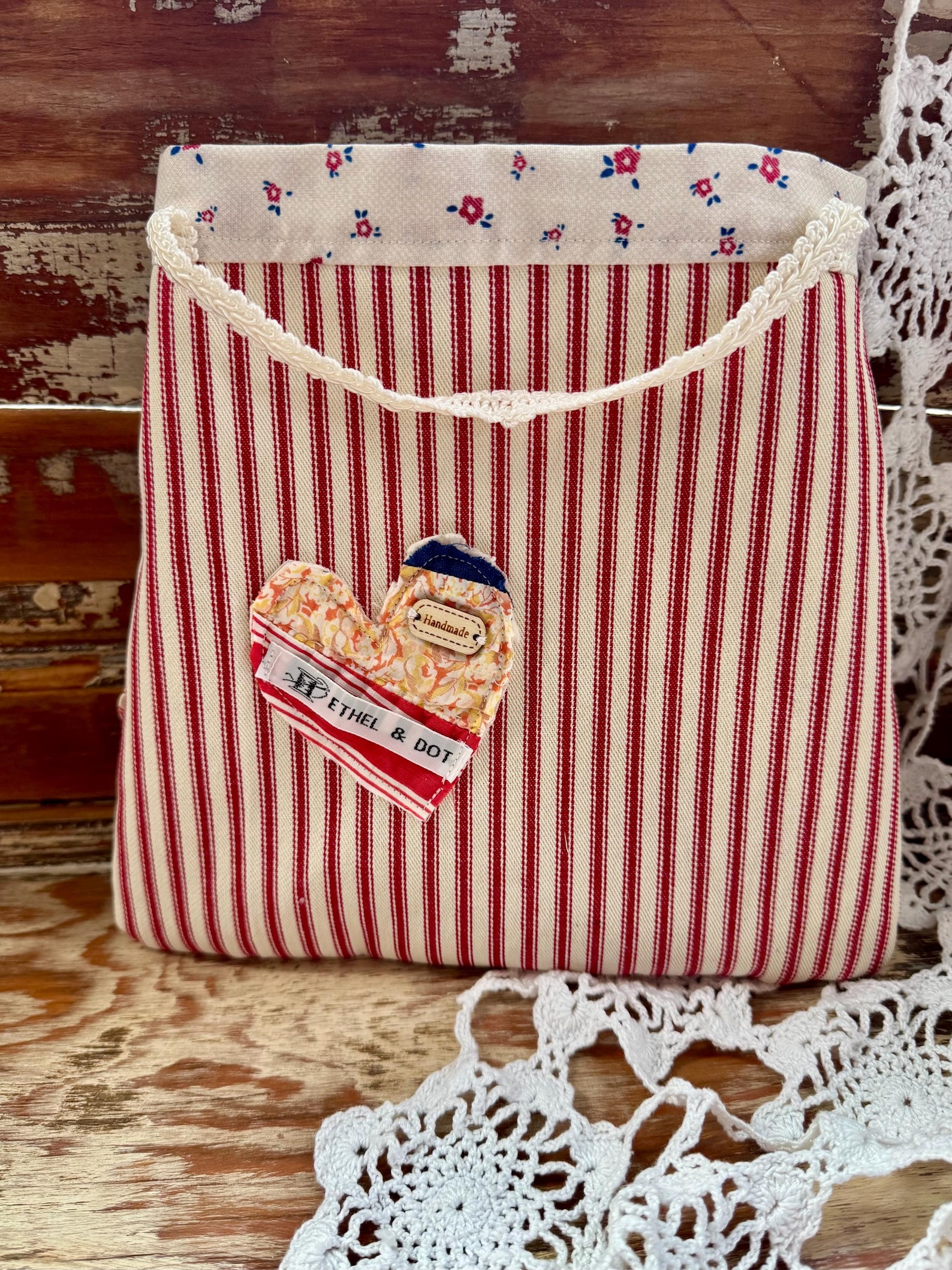 Pocket Pouch, Vintage Repurposed Quilt, Peg Rail/hook Hanger, Farmhouse ...