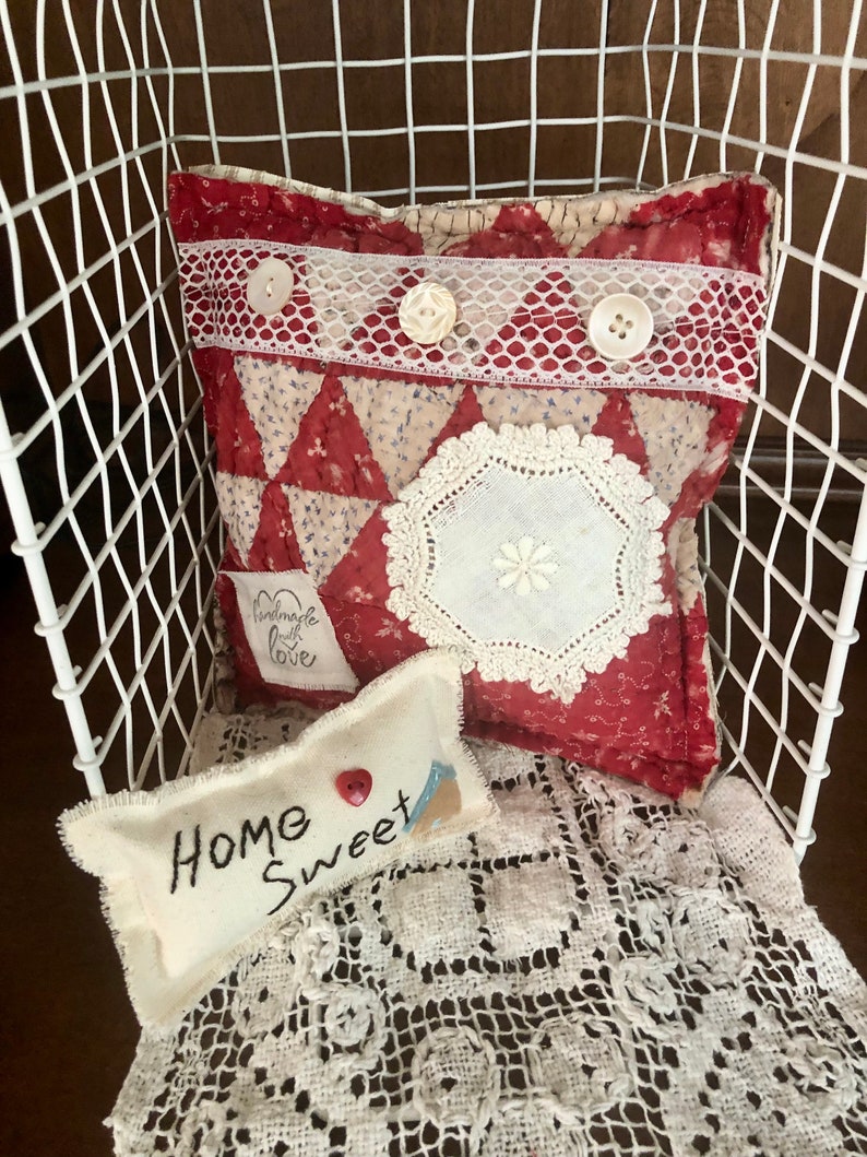 Vintage Repurposed Quilt, Quilt Square Pillow, Small Pillow, Mothers ...