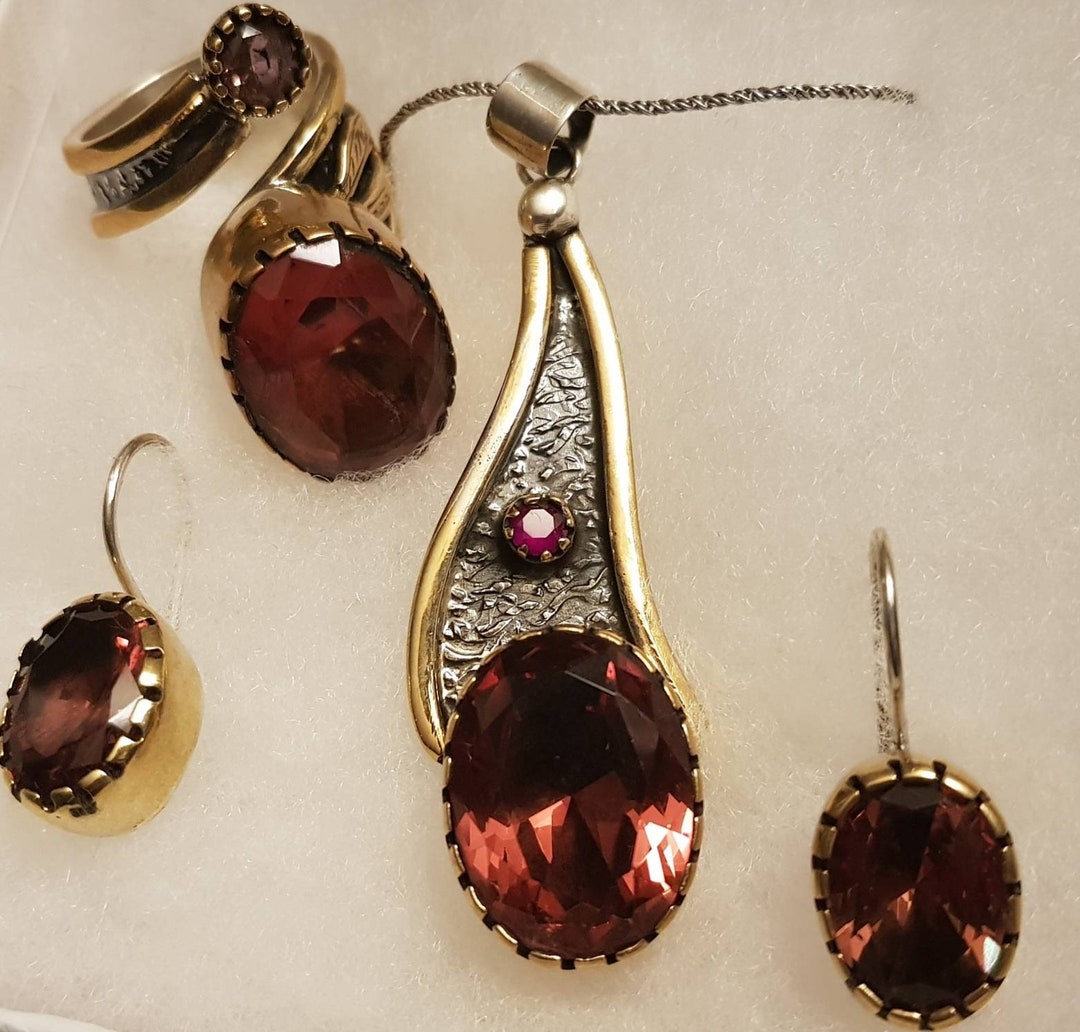 Zultanite Jewelry Set: Sterling Silver Necklace, Earrings & Adjustable ...