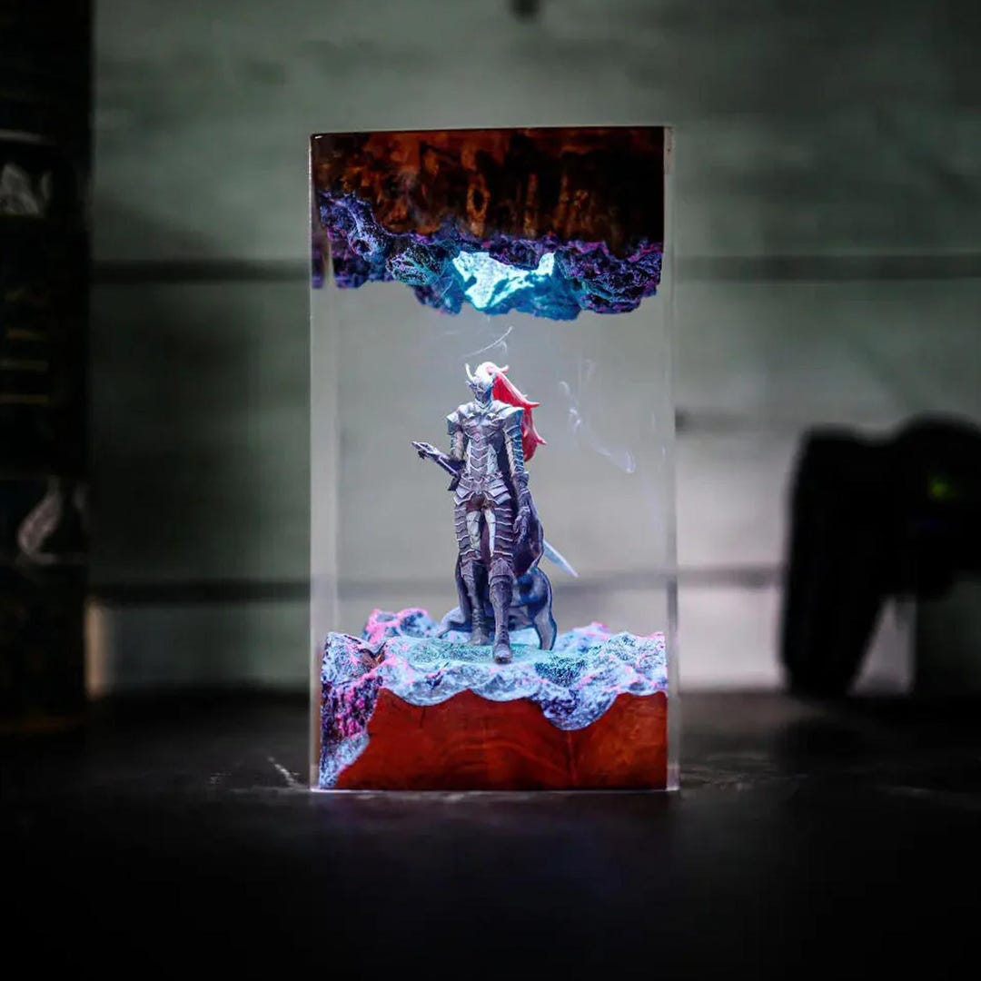 Solo Leveling Resin Lamp, Commander Igris Blood-red Glow (LED Night ...