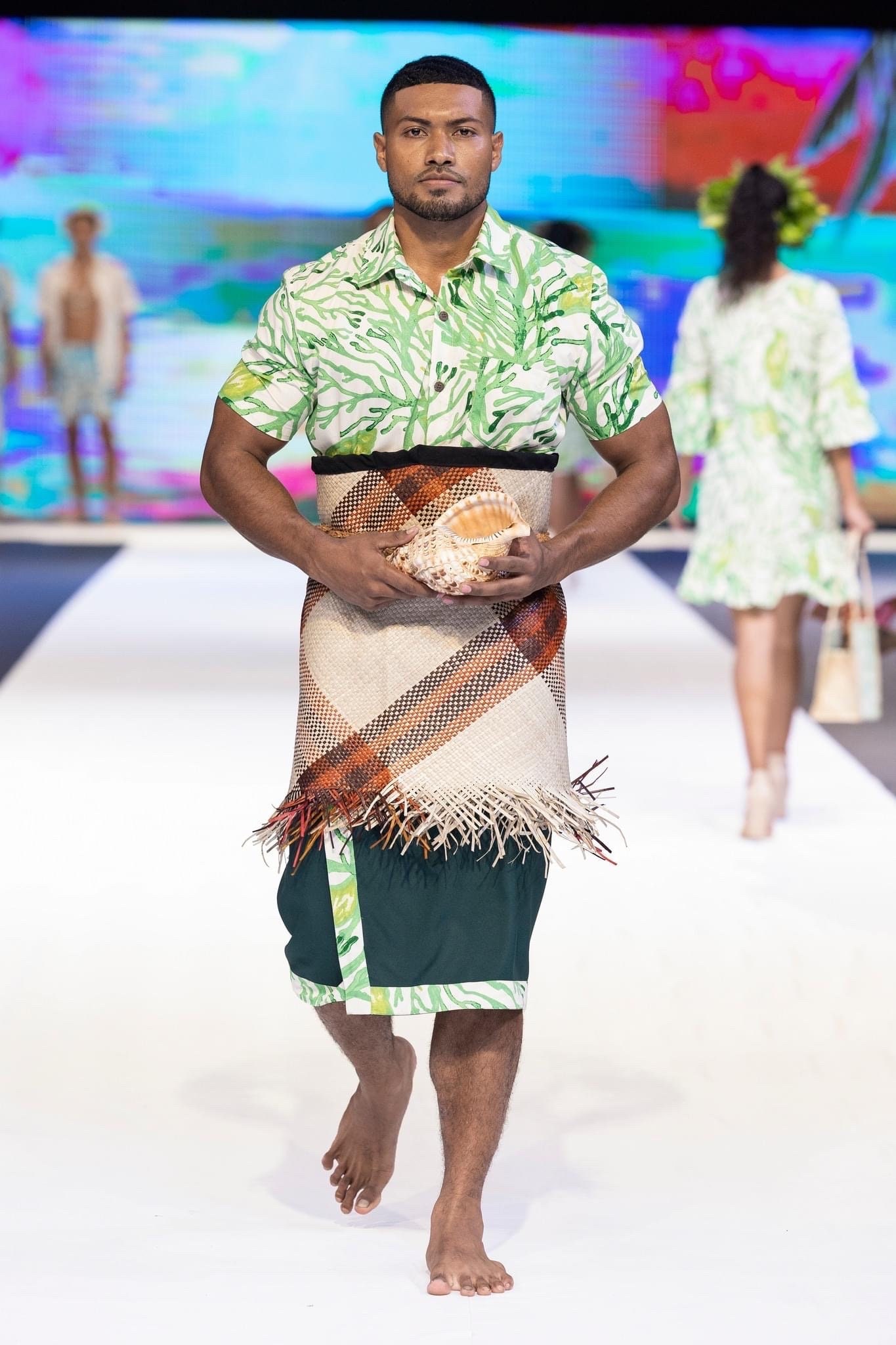 Coral and Seaweed Print Bula/aloha Shirt, Coconut Buttons, Green. Made ...