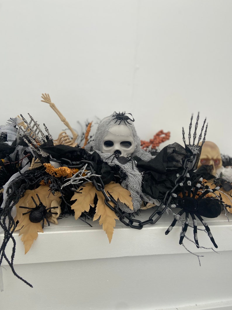 Halloween / Fall Garland for Mantle• Scary & Spooky Decor • Decor for ...