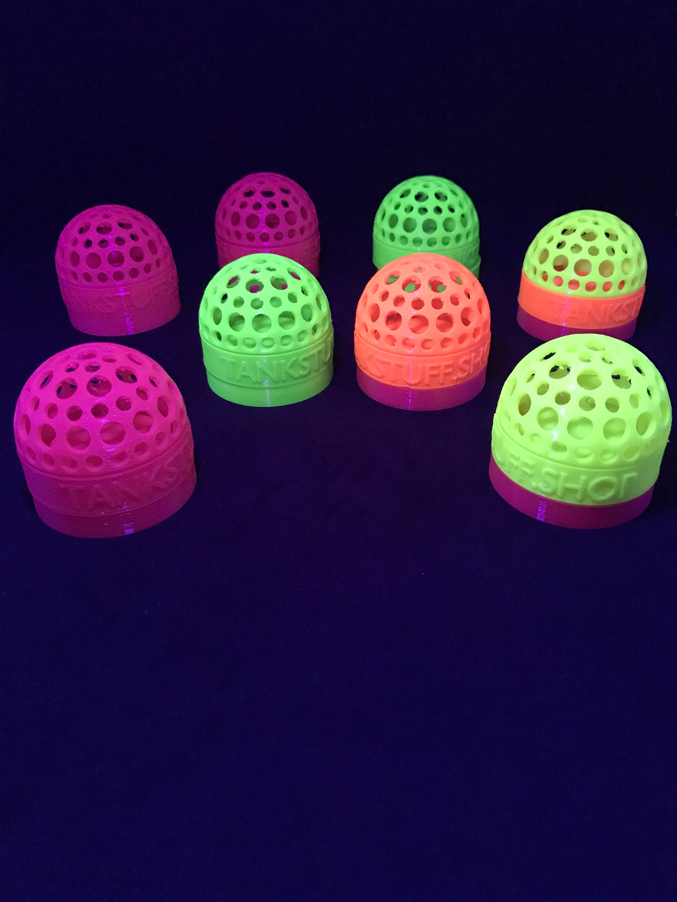 Magnetic Frozen & Live Fish Feeder / UV Reactive Fish Feeder / - Etsy