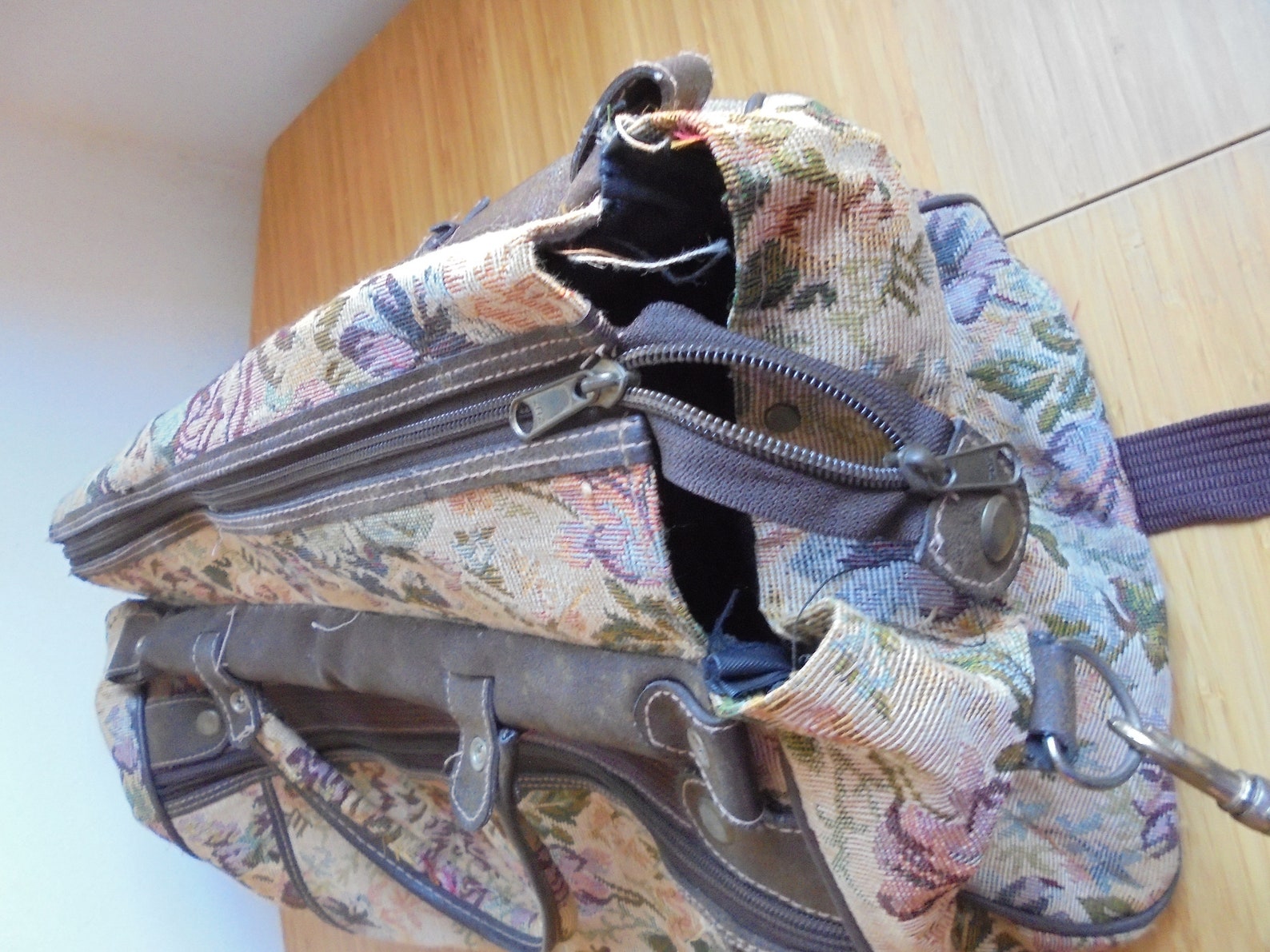 Golden Pacific Vintage Carpet Bag Floral Cottagecore Travel Holdall 70s ...