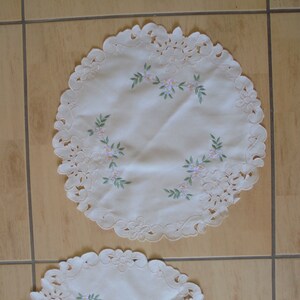 Cream Satin Place Mats X 2 Embroidered Flowers Floral Edging - Etsy