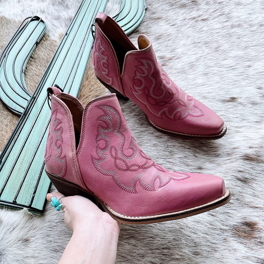 Womens Masie Pink Boots - Etsy