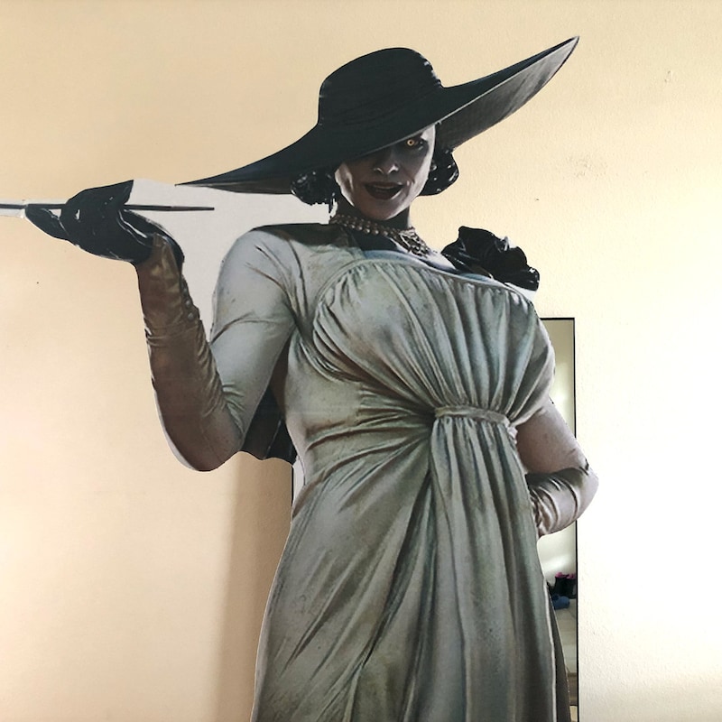 Lady Dimitrescu - Etsy