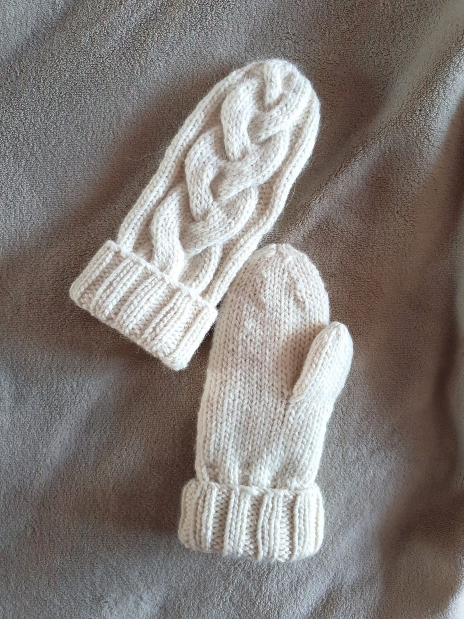 Womens knit mittens Cable knit mittens Wool alpaca mittens | Etsy Womens knit mittens Cable knit mittens Wool alpaca mittens | Etsy