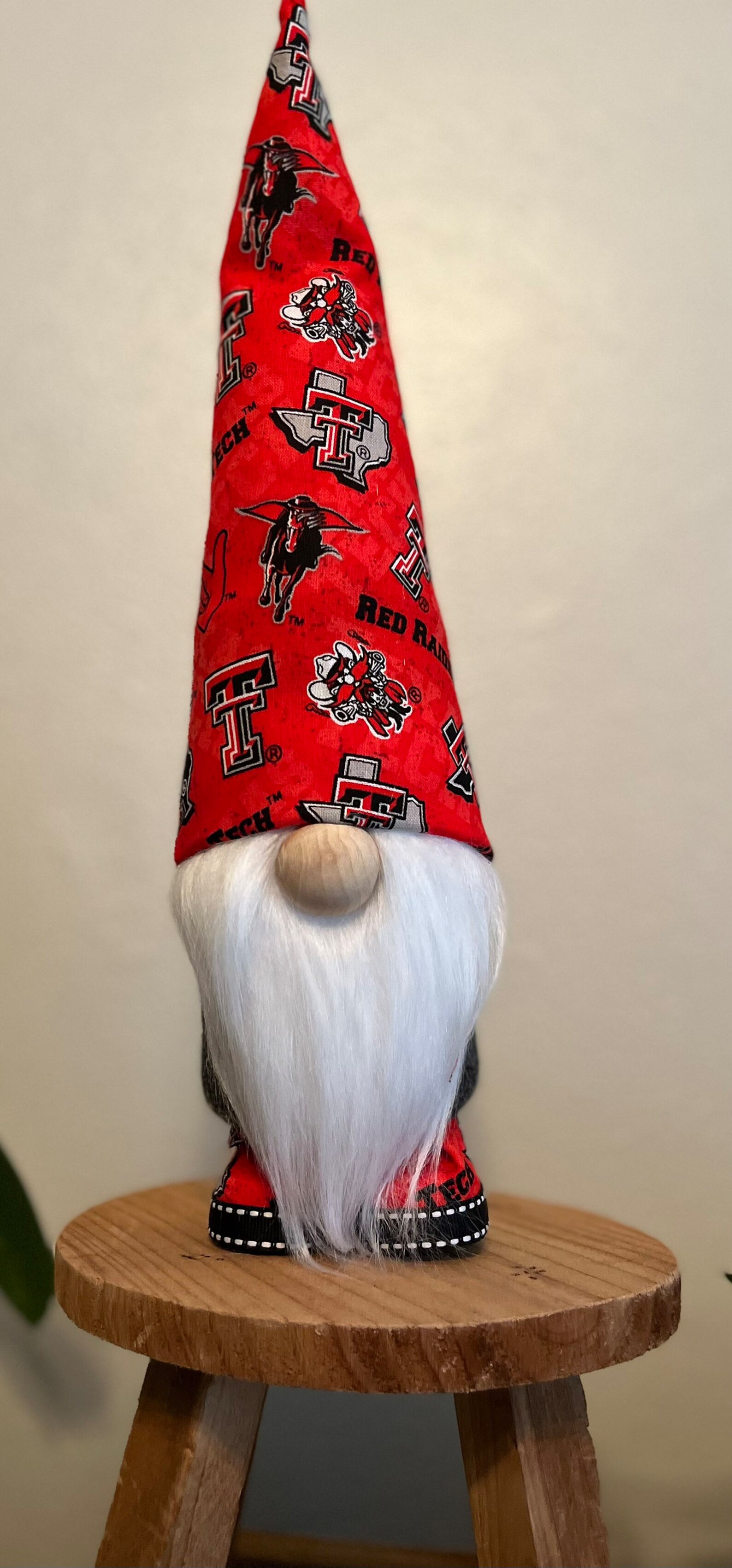 College Team Gnomes - Etsy
