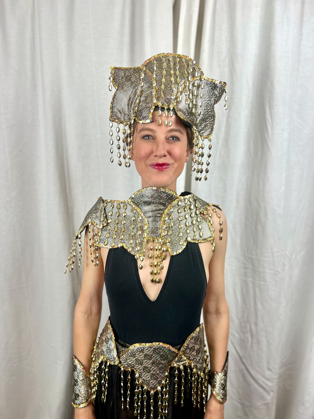 VINTAGE Gold Bellydancer Costume - Etsy