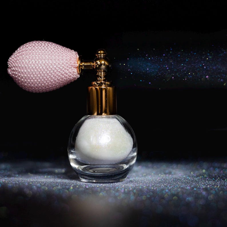 Spray Sacred Shimmer - Bodyshimmer - Shimmer Puff - Luminizer ...
