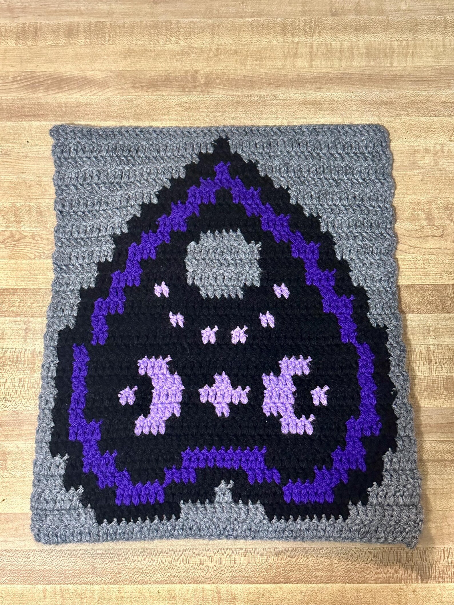 Halloween Ouija Board Planchette Crochet Pillow Pattern (PDF Pattern ...