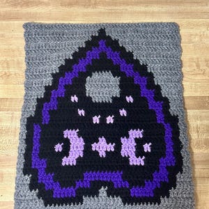 Halloween Ouija Board Planchette Crochet Pillow Pattern (PDF Pattern ...