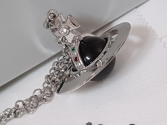 Vivienne westwood swarovski necklace store