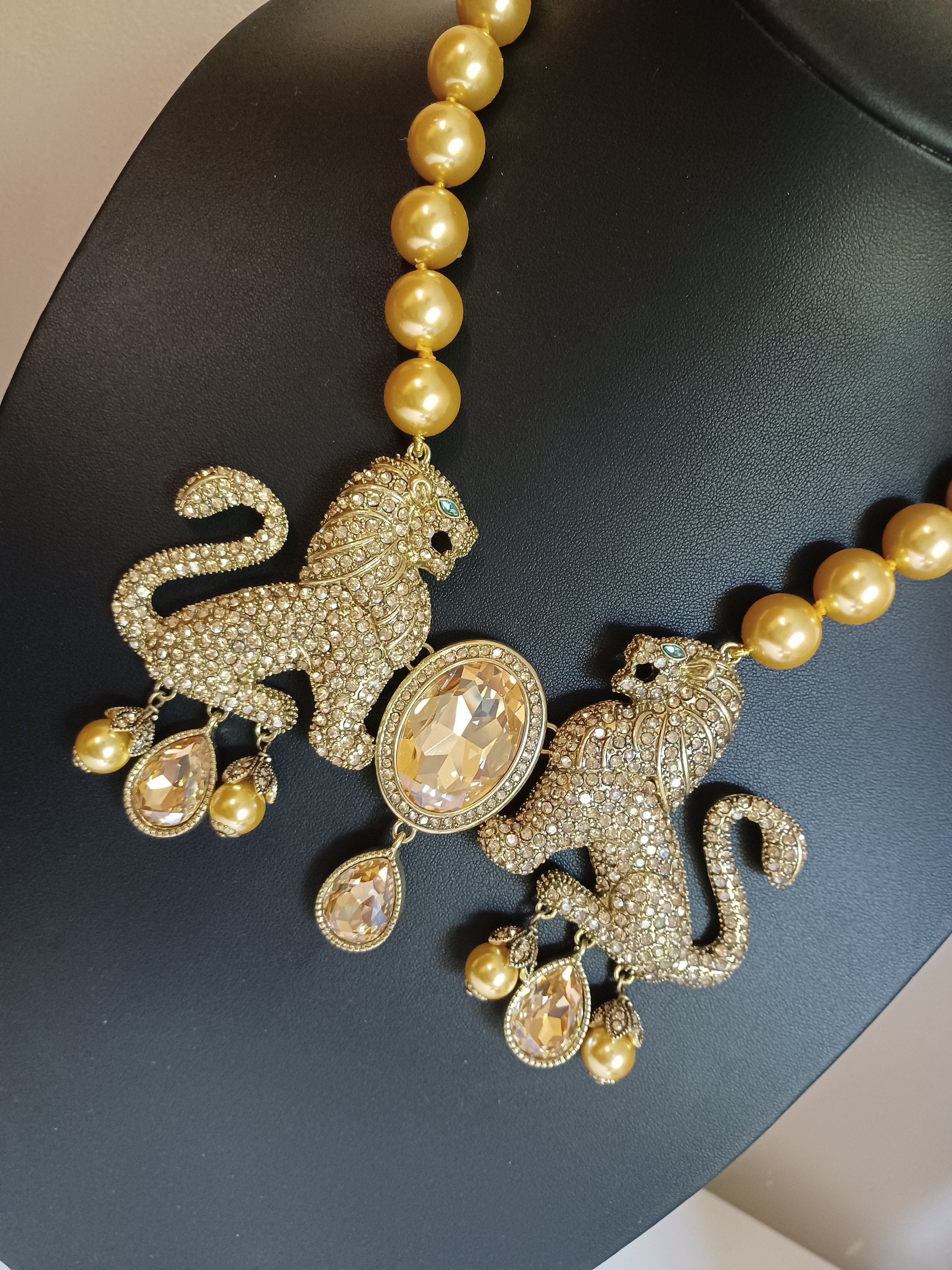 Heidi Daus Golden Pearl Necklace With 2 Lions-beautiful and Spectacular ...