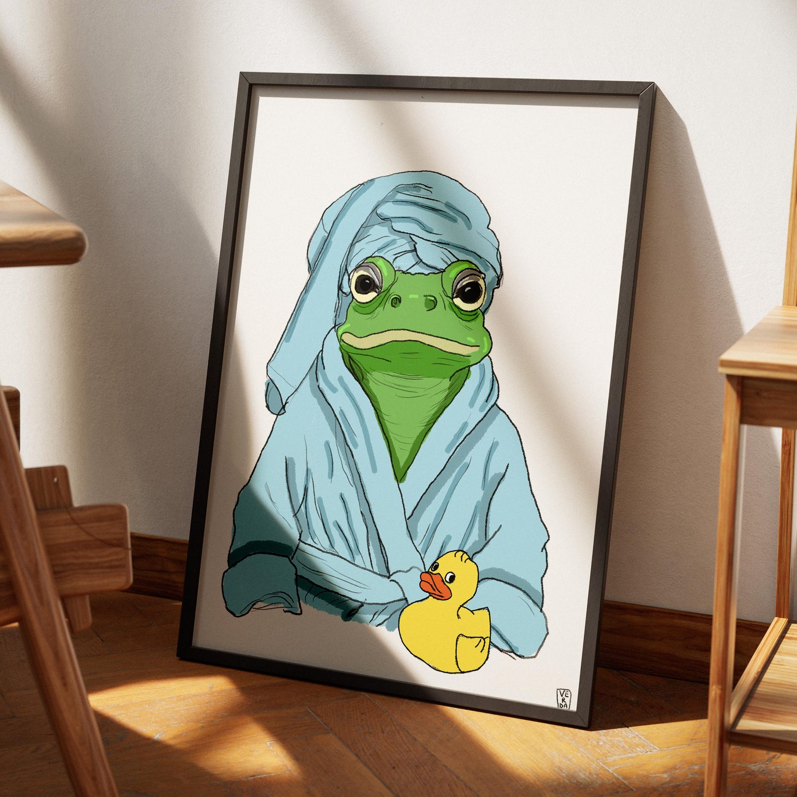 Frog in the Bath, Animal Bathroom, Green Wall Art, Hand Drawn, Stylish ...