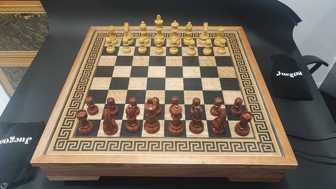 Large Cedar Wood Chess Box - Etsy