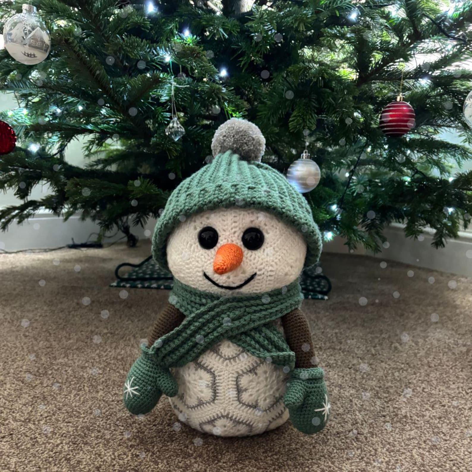 Meltin' John the African Flower Snowman Festive Ornament Pattern ...