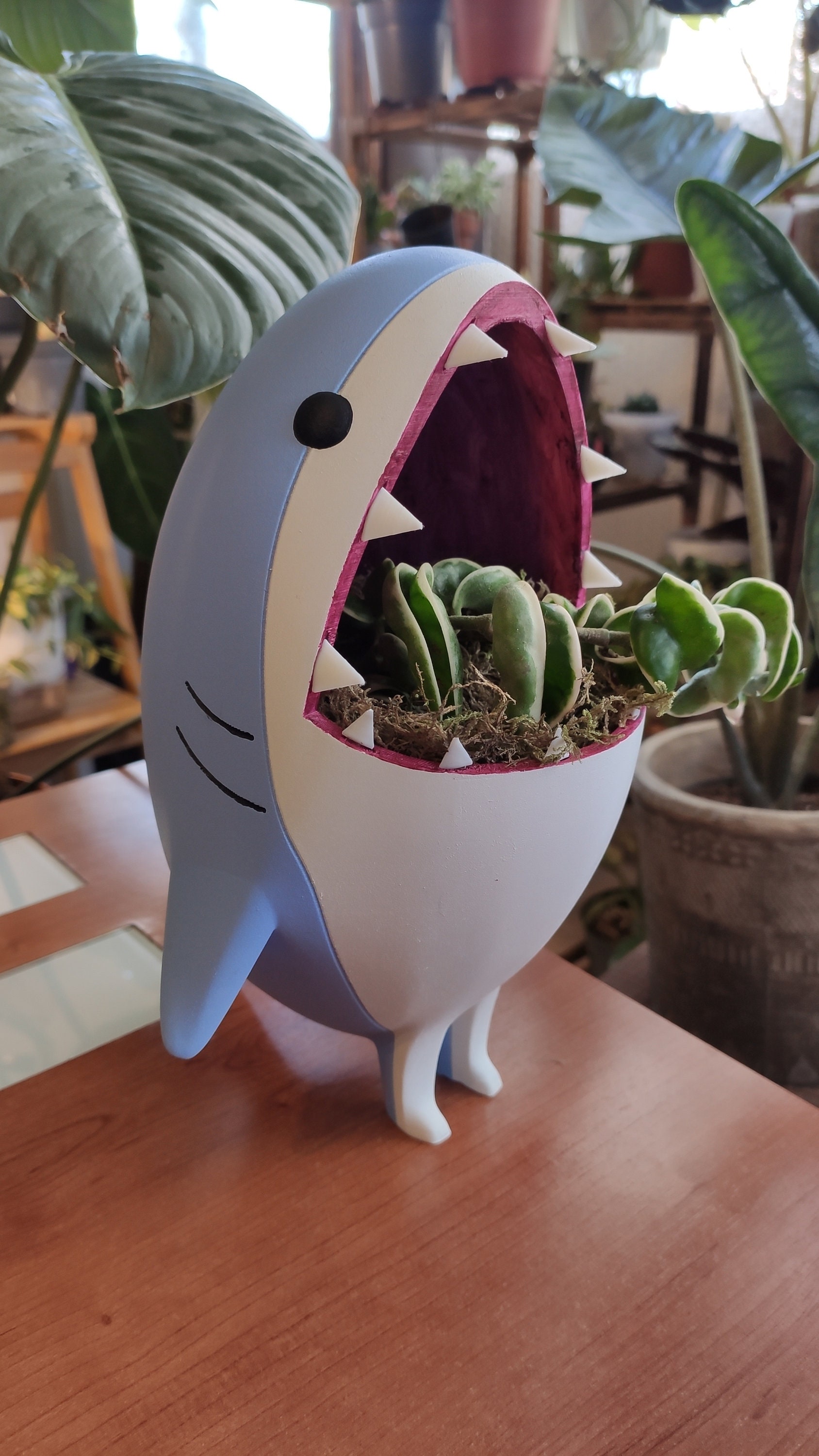 Shark Plant Pot / Planter Inspired in Final Fantasy XIV 3d Printed in ...