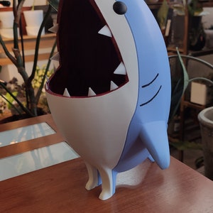 Shark Plant Pot / Planter Inspired in Final Fantasy XIV 3d Printed in ...