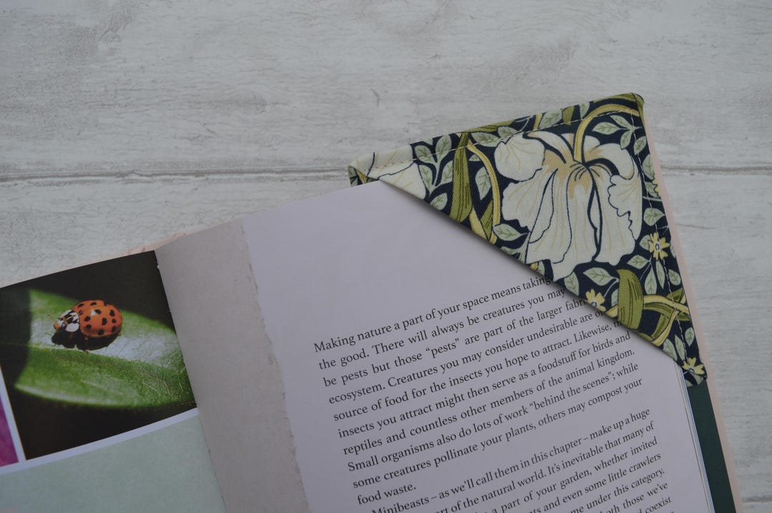 2 Corner Bookmarks* William Morris * Book Lovers Gift * - Etsy