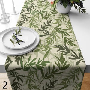Green Leaves Table Runner, Floral Pattern Table Runners, Hand Drawing ...