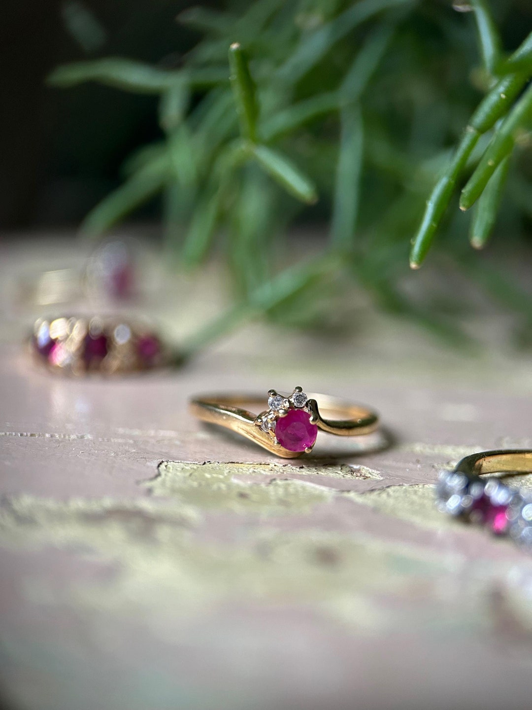 Vintage 18ct Gold Ruby & Diamond Ring - Etsy