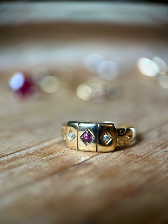 Antique 18ct Gold Ruby & Diamond 'Gypsy' Ring - Gem
