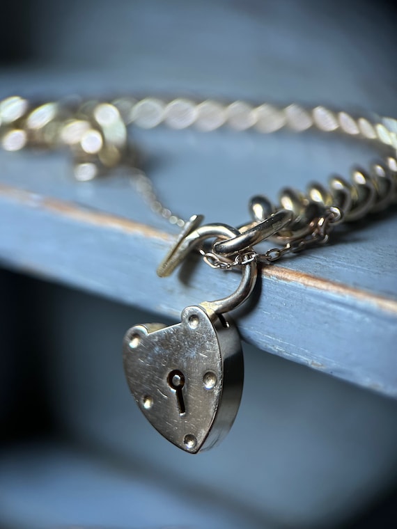 Antique 9ct Gold Curb Chain Heart Padlock Bracelet - Gem