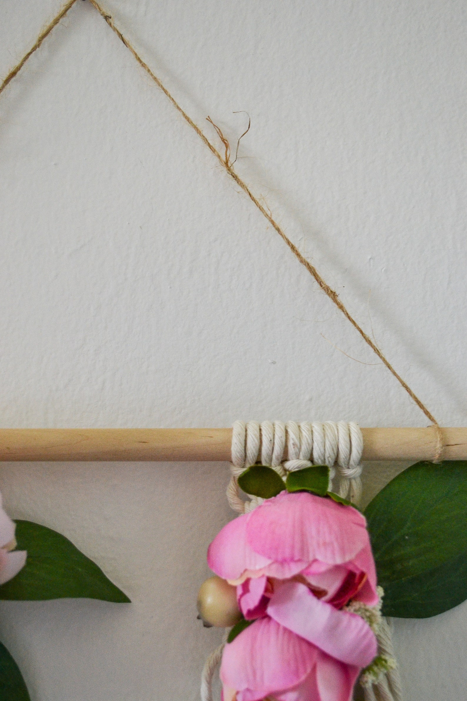Boho Chic Pink Floral Macrame Wall Hanging Decor Handmade - Etsy