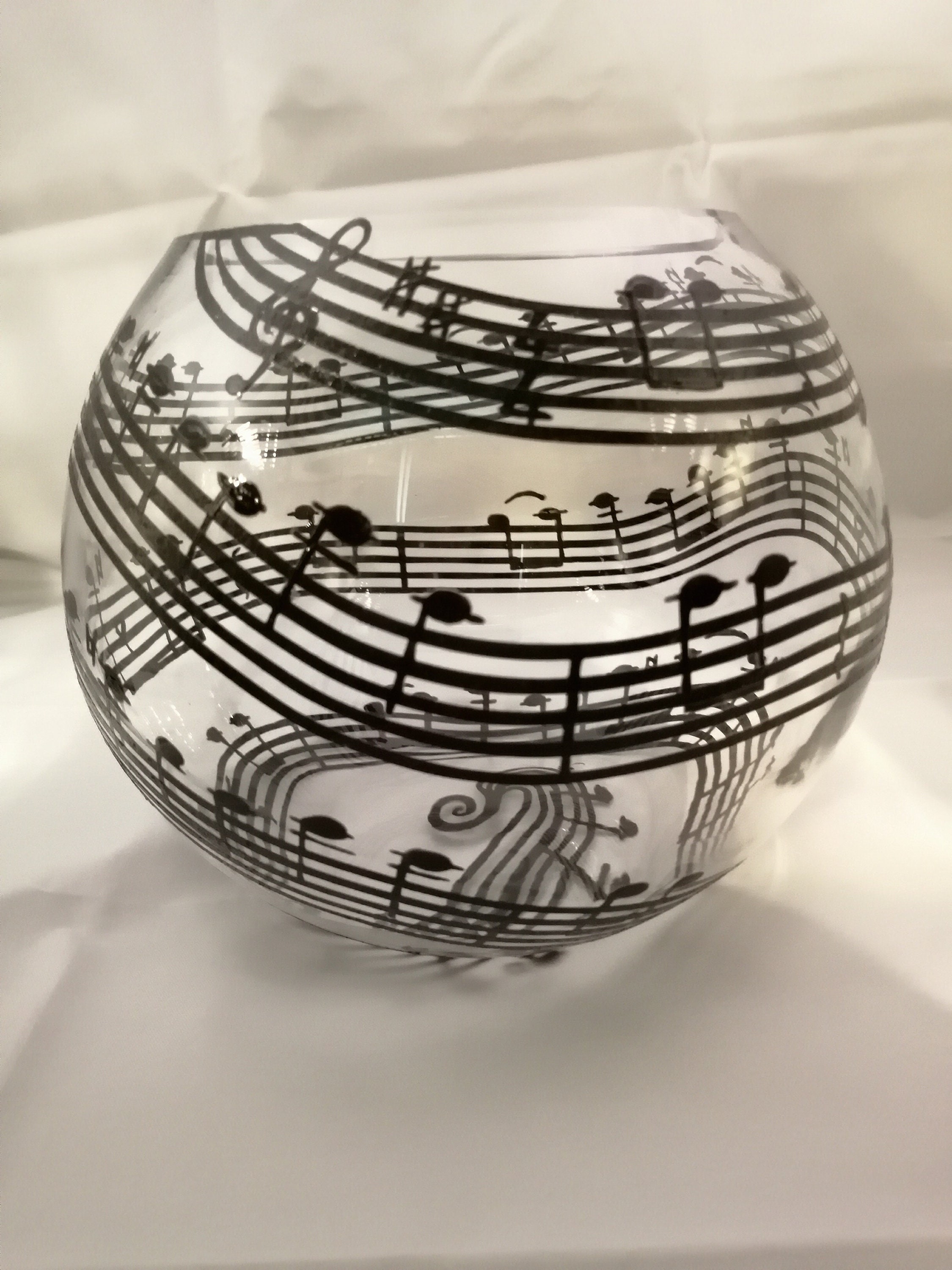 Glass Bowl with Bespoke Musical Notes Hand Painted/Personalisable - Etsy.de