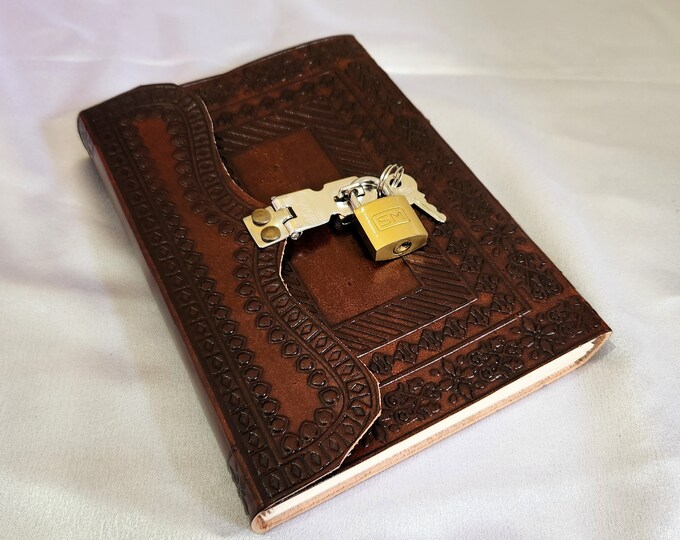 Classic Blank Leather Diary With Lock. 7"×8.5". in Stock - Etsy
