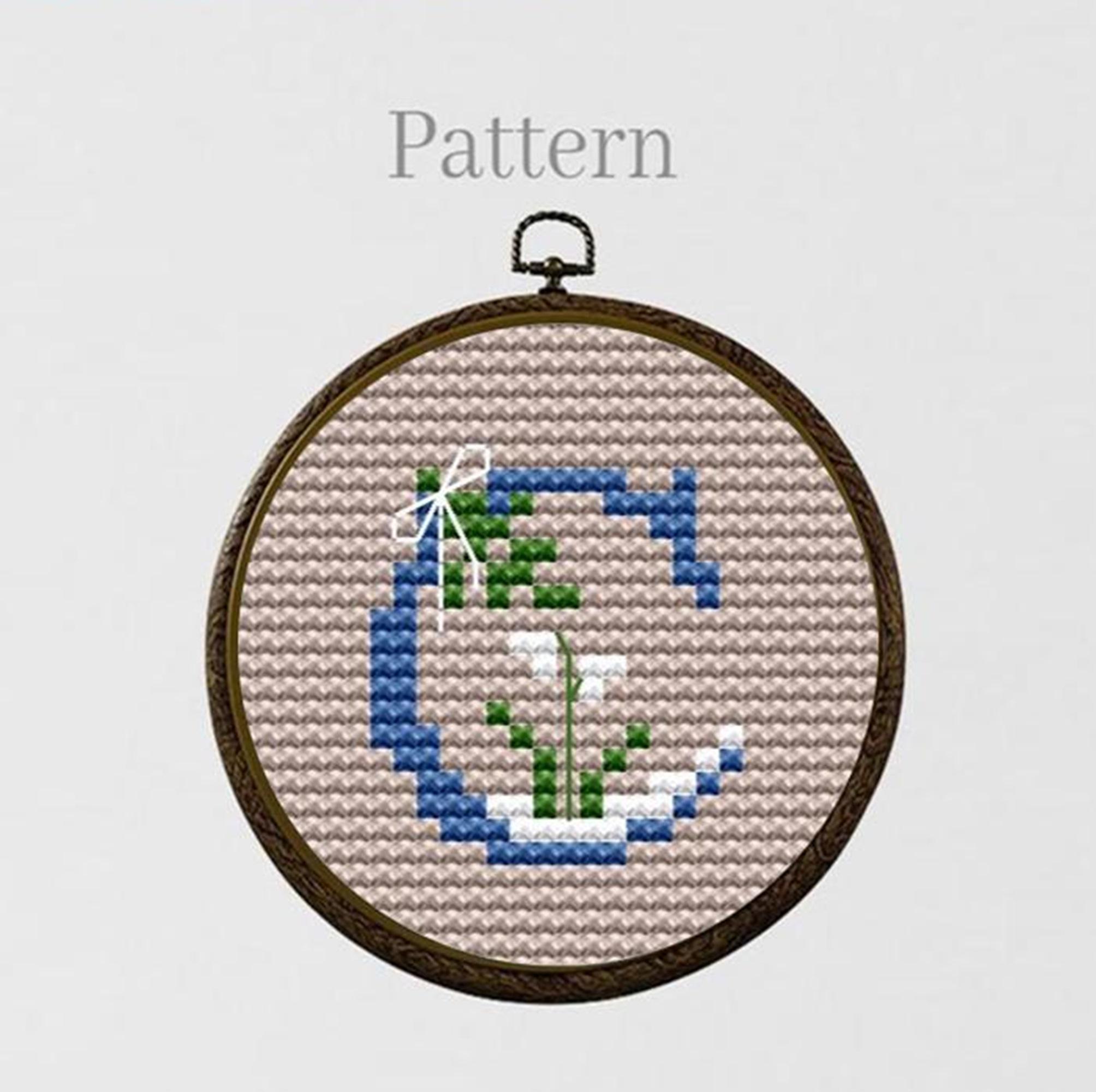Christmas Alphabet Cross Stitch Pattern With Letters and Numbers for ...