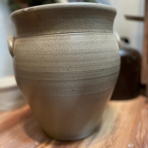 Vintage Rowe Pottery Works Historical Collection Large Jar Urn Pot 11.5 ...