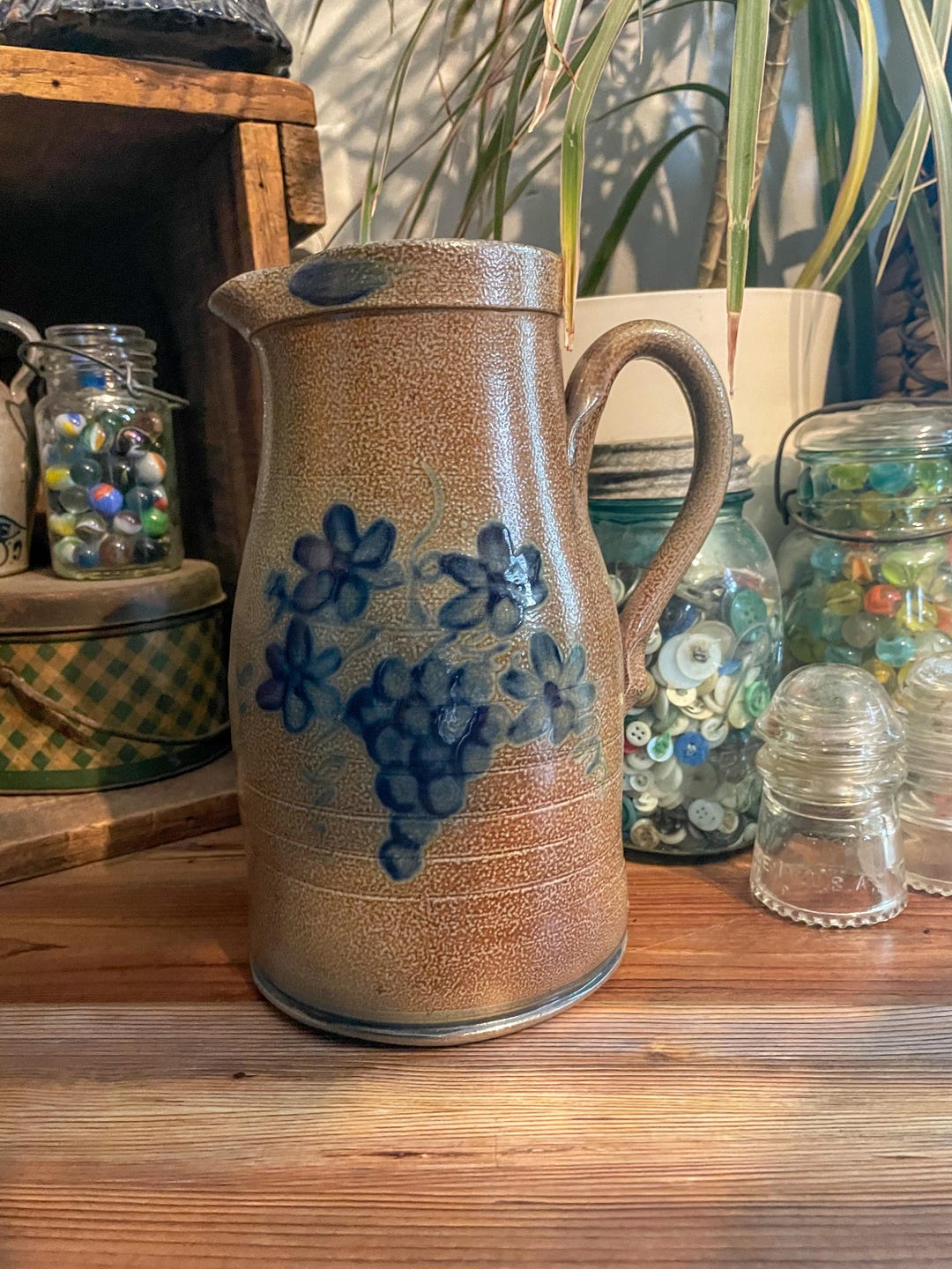 Rowe Pottery Works 2007 Historical Grapes and Flowers 2 Quart 9 1/2 ...