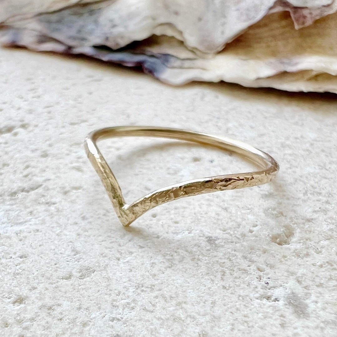 Handmade 9ct Gold Chevron Ring: Dainty Stacking Wishbone Band - Etsy