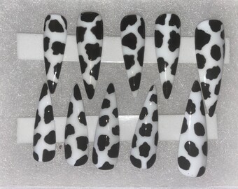 Luxury Cow Print Press-ons - Etsy