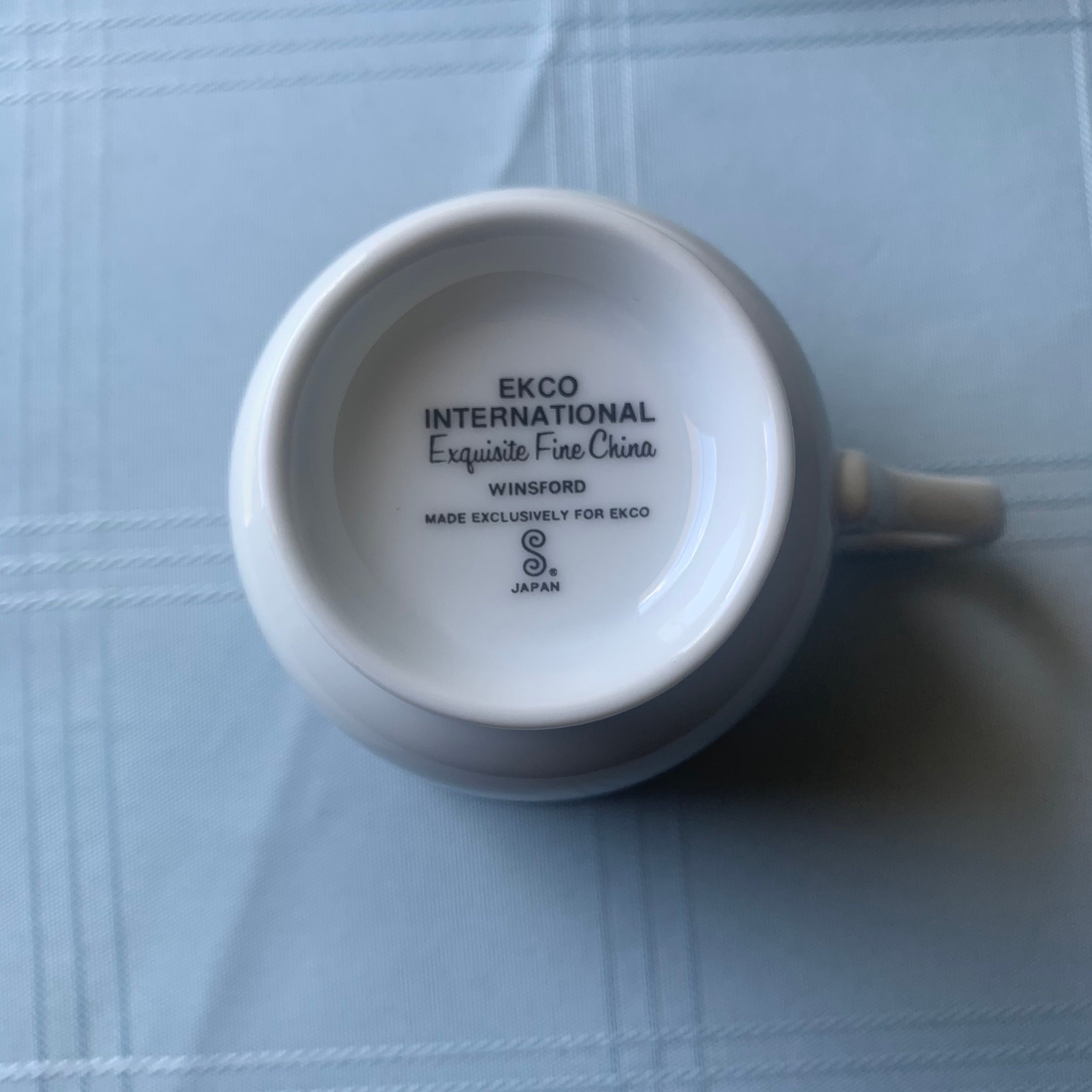 Ekco International Exquisite Fine China Winsford Tea Cup & Saucer - Set ...