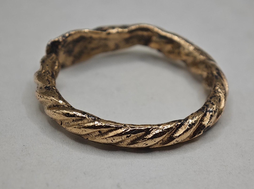 Bronze Antique Viking Ring With Snakes From the 9th-12th Centuries ...