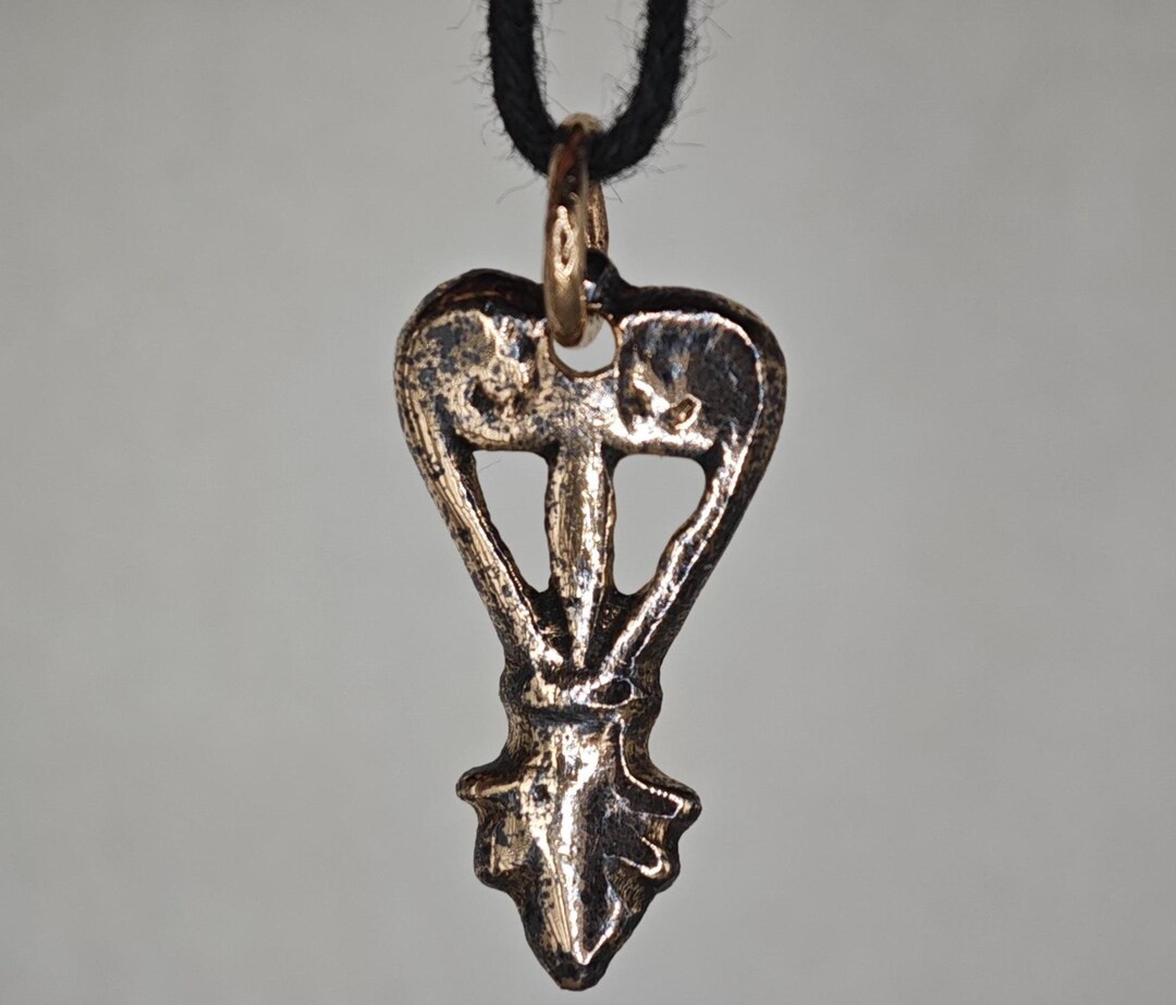 Pendant of the VIKING Raven. Odin's Ravens Huginn or Muninn. Medieval ...