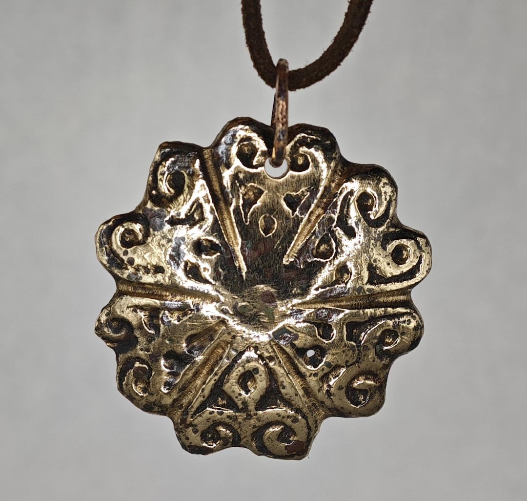 Ancient Medieval Viking Shield Pendant / Helm of Awe Amulet / Viking ...