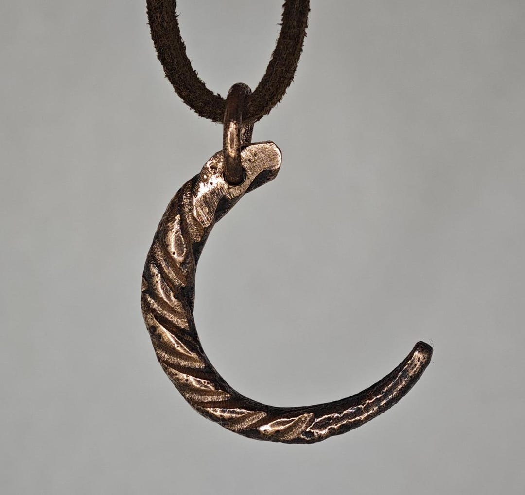 Viking Claw Amulet / Viking Artifacts / Viking Beast / Medieval ...