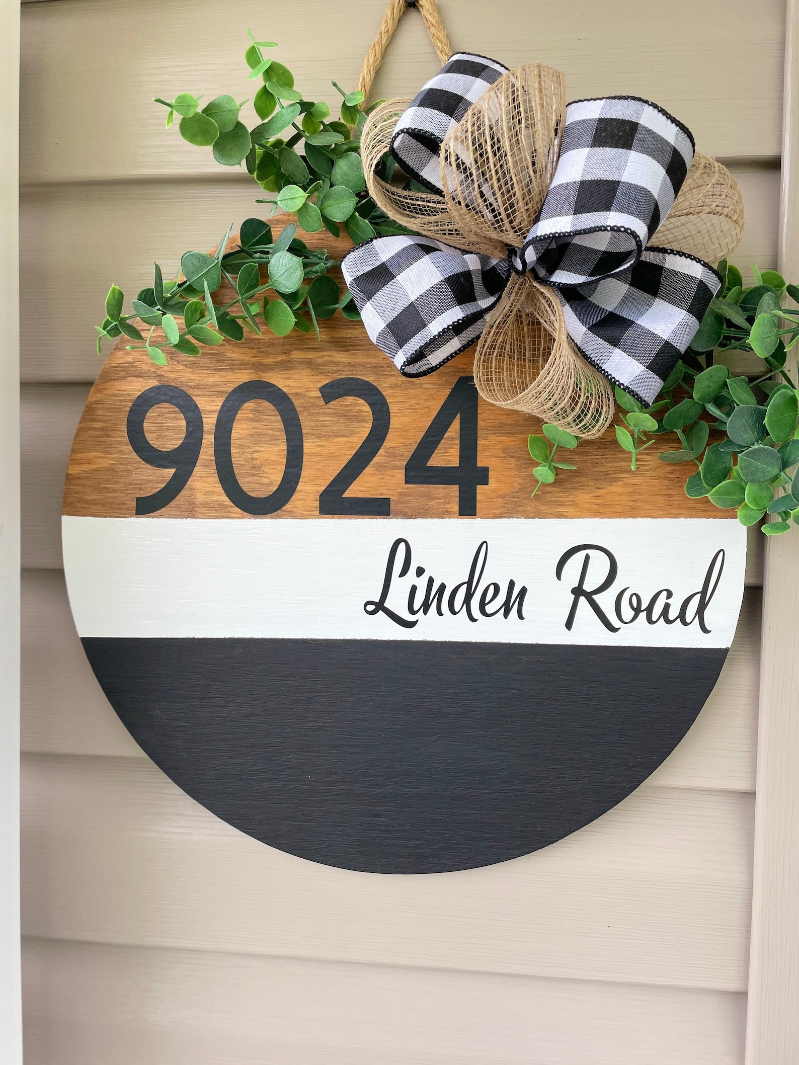 Address Round Wooden Door Hanger, Sizes, House Number Street Name ...