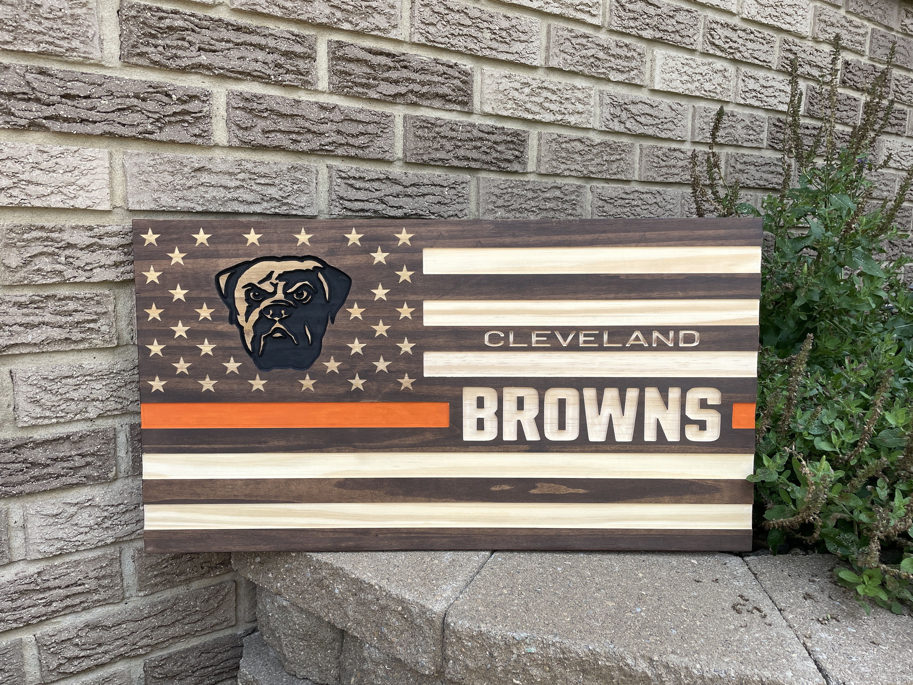 Cleveland Browns Dawg Face Wooden Flag, CNC Carved Football Team Wall ...